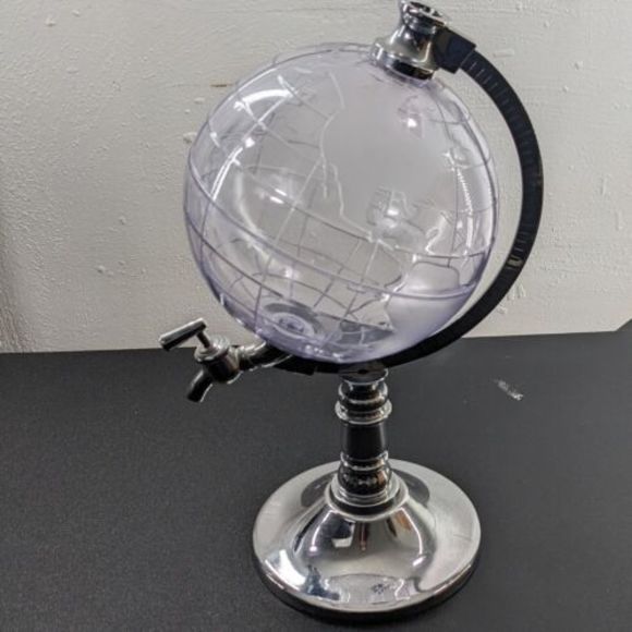 Godinger | Dining | Godinger Silver Art Co Plastic Globe Decanter Metal ...
